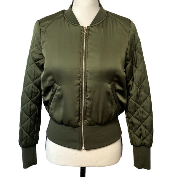 H&M | Jackets & Coats | Hm Puffer Bomber Jacket Full Zip Cropped Bomber ...